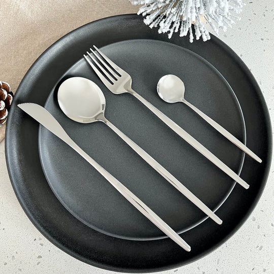 KITCHEN & DINING