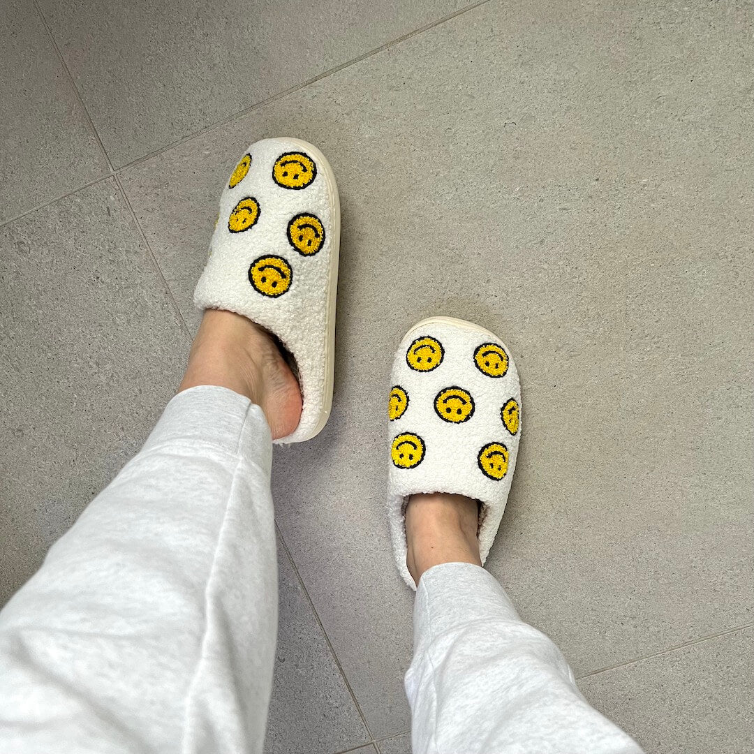 Mini Happy Face Slides Slippers – Nordic Peace