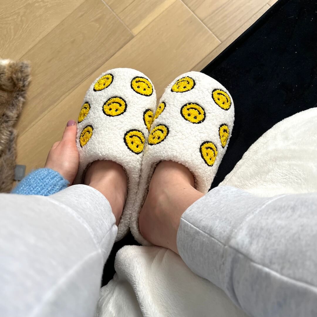 Mini Happy Face Slides Slippers – Nordic Peace