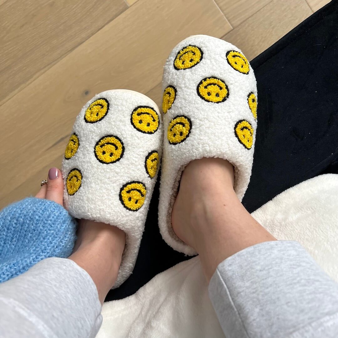 Mini Happy Face Slides Slippers – Nordic Peace