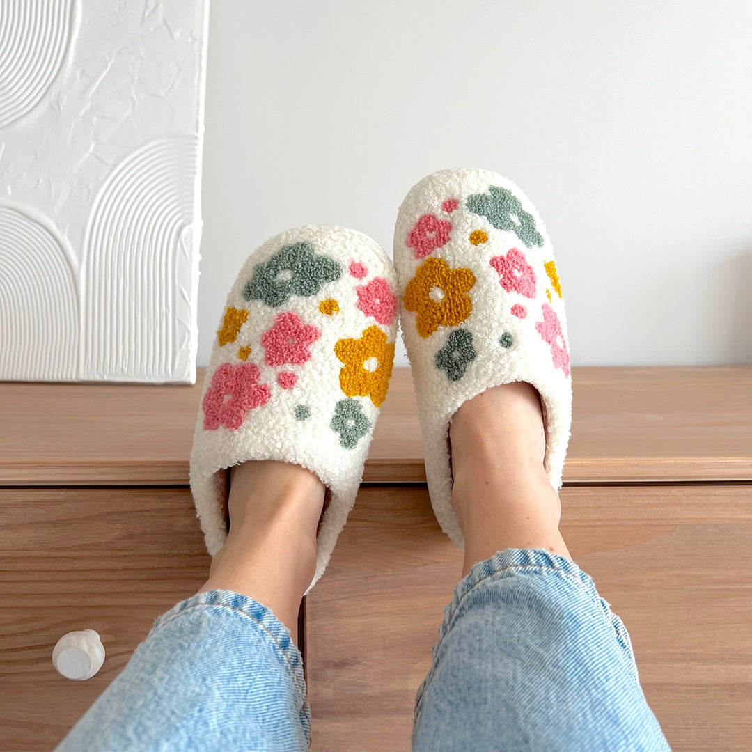 Livia Flower Slip-on House Slippers – Nordic Peace